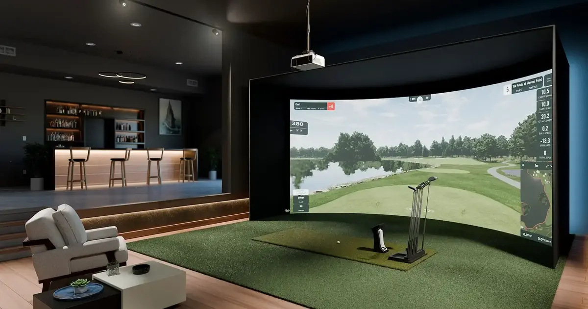 This Curved Golf Simulator is Changing the Game