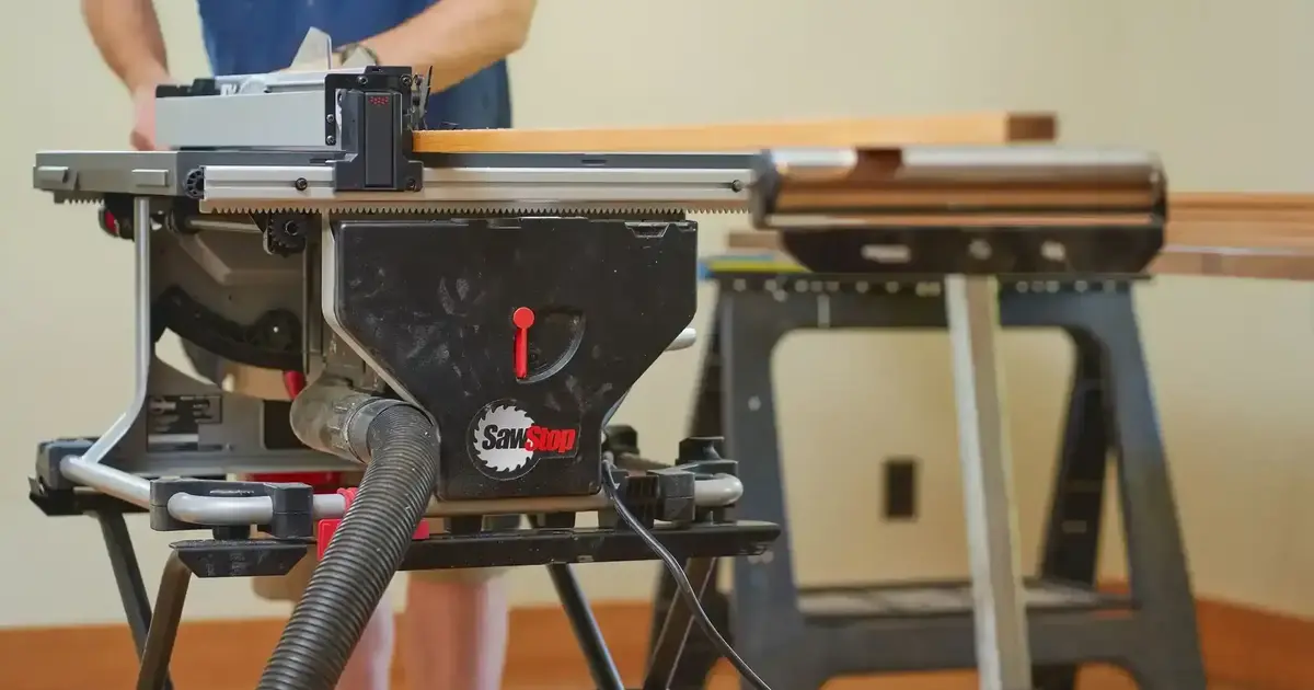 VIDEO: This is the Safest Table Saw for DIYers