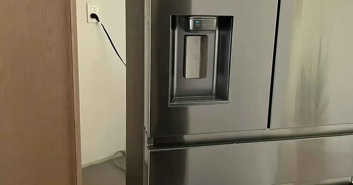 How to Clean Behind Your Refrigerator