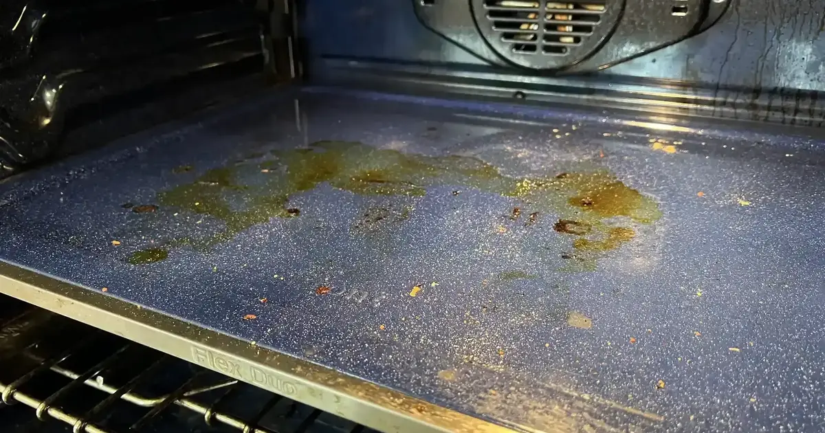 How to Clean Baked-on Grease in an Oven
