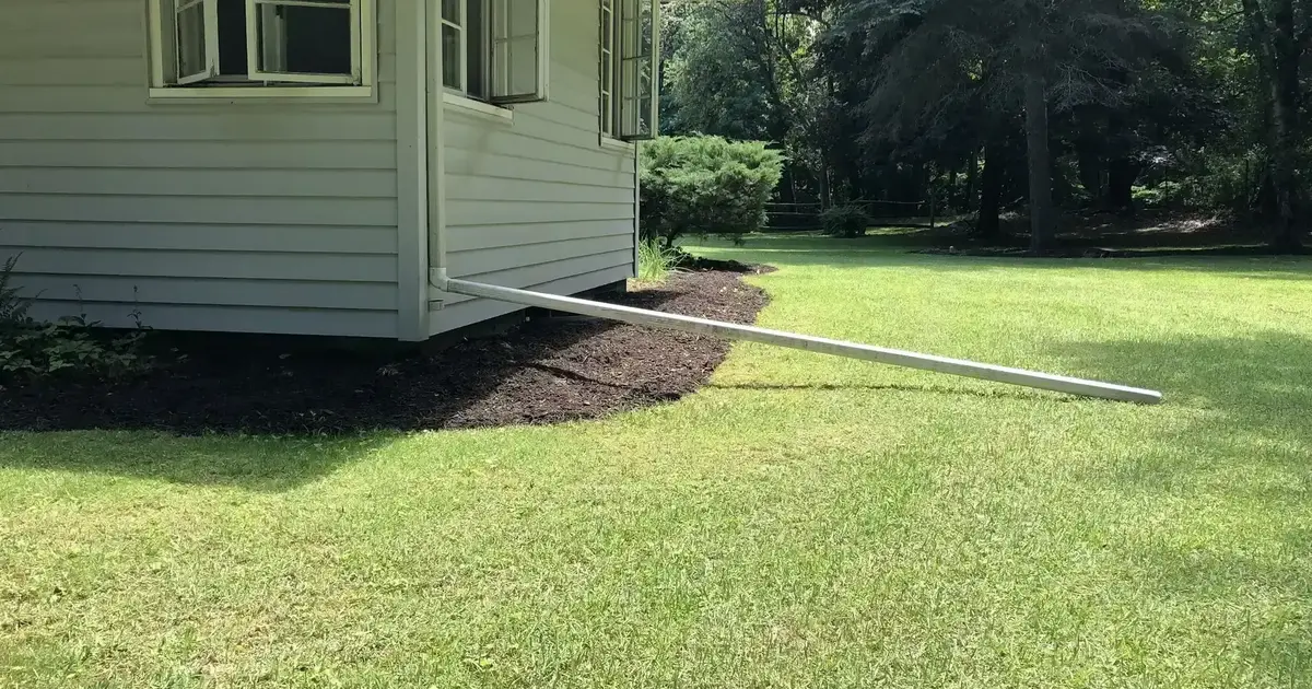 How to Install a Bubbler Drain With Simple Materials