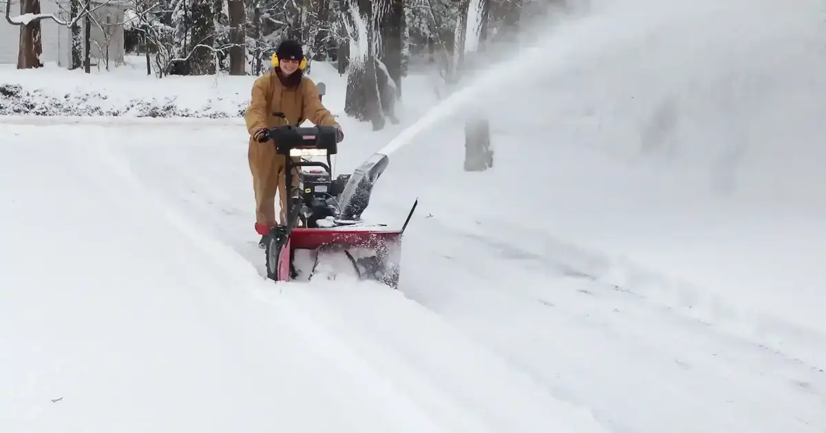 An In-Depth Look: Comparing Gas vs. Electric Snow Blowers