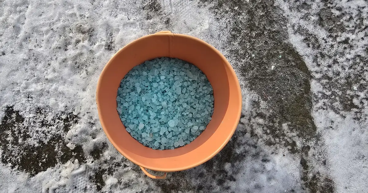 How Often Should Use Ice Melt on Driveways and Sidewalks